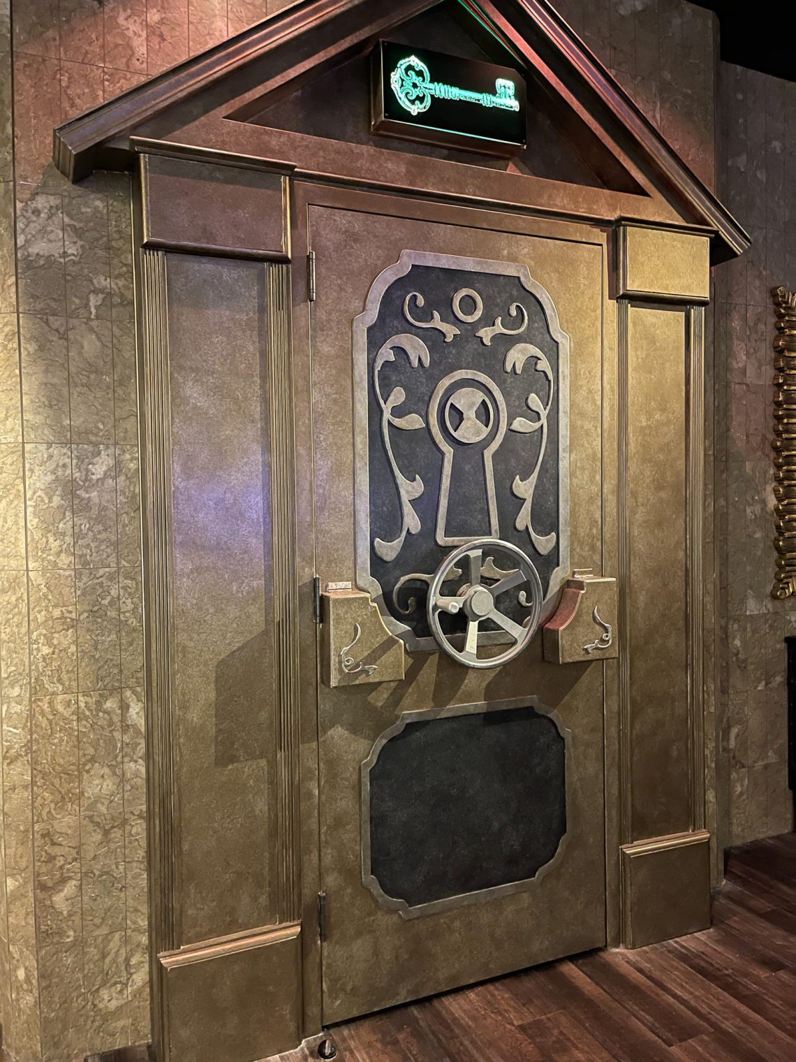 The-Lock-Las-Vegas-3 | Sisbehaving