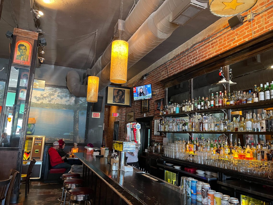 Day Drinking Kansas City – Cocktails in the Heart of America